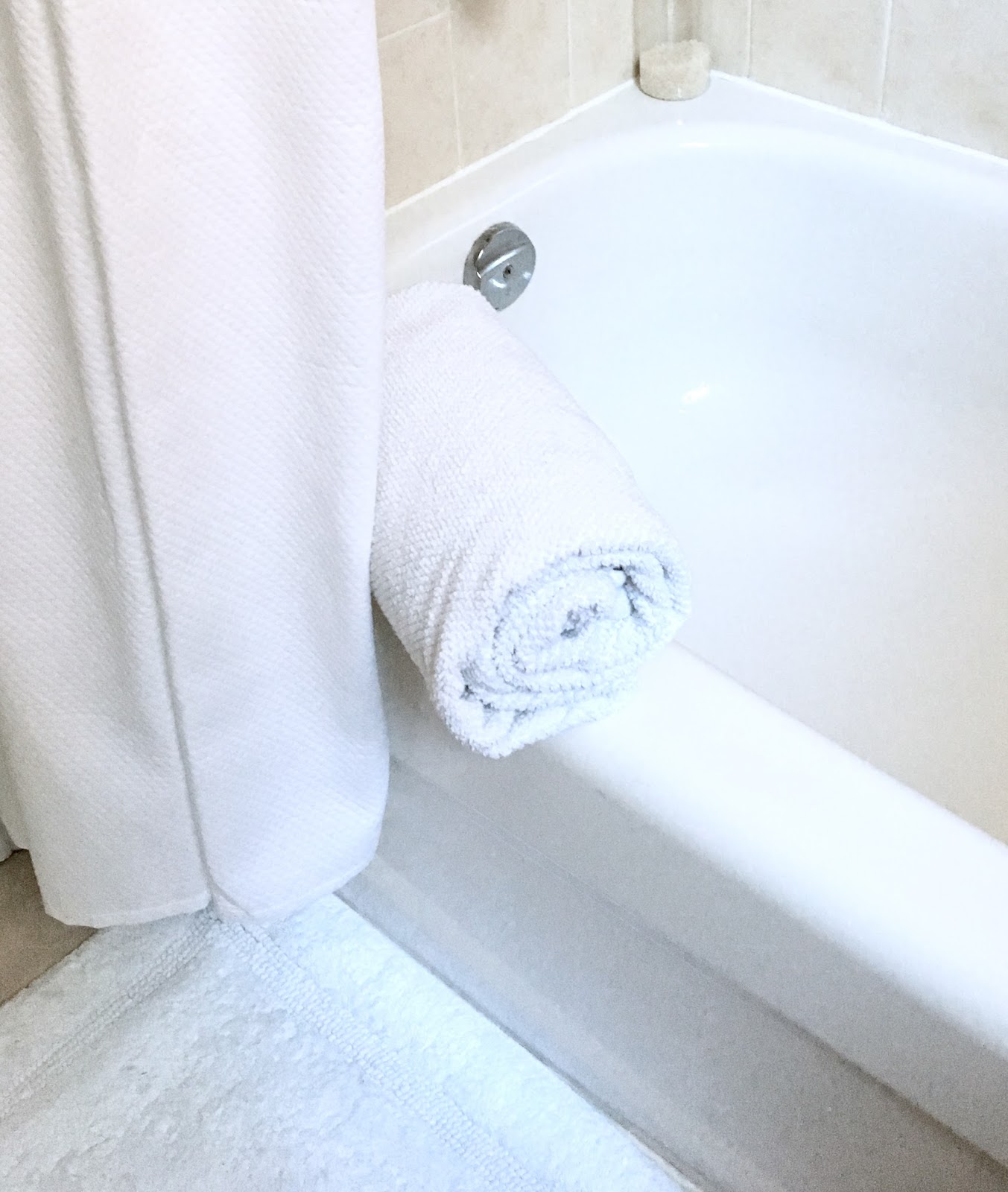 3 Ways to Create a Spa-like Shower Experience at Home - Harlow & Thistle