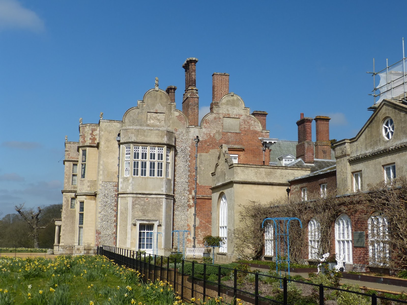 Clutter-Chaos Aaron&co: Felbrigg Hall Norwich