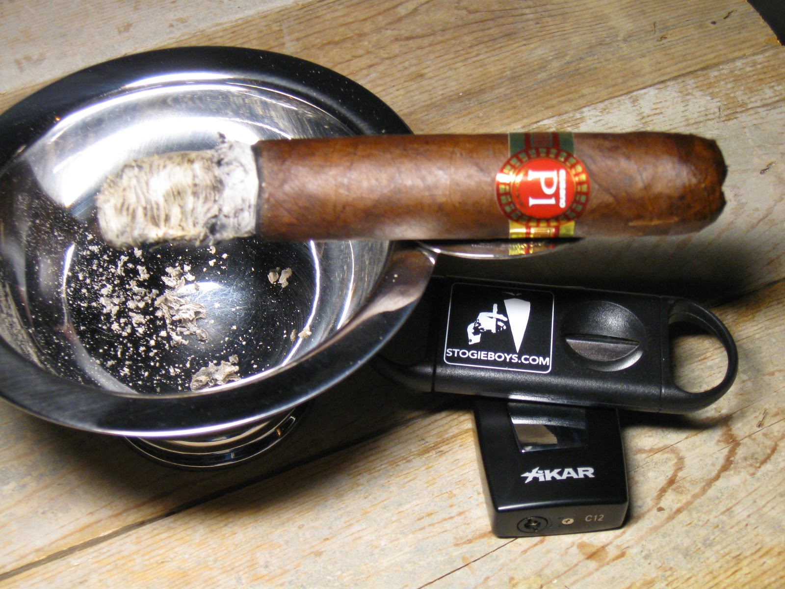 Shaggy Feetz® Cigar Blog: Cusano P1 Maduro 606 (6x60) and Churchill (7 ...