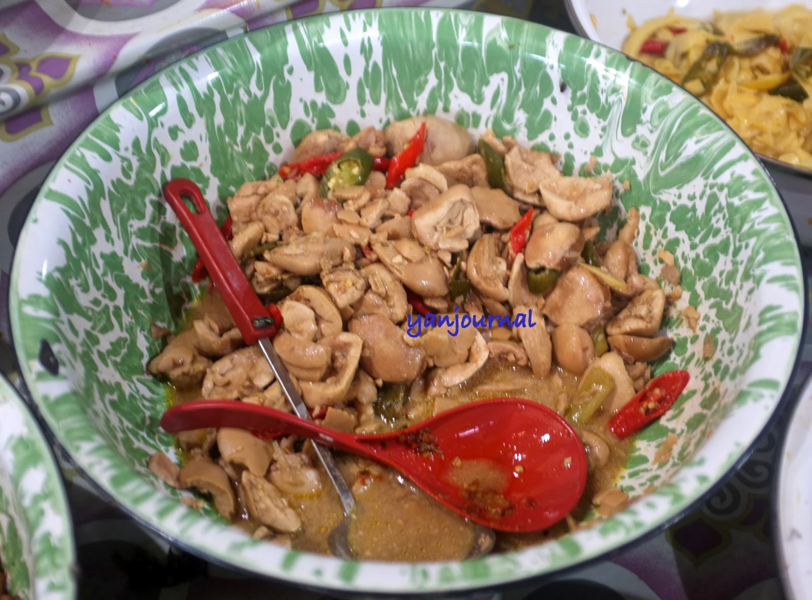 Yan's Family, Frens, Travel, And Food Journal: Bandung Shoppinggg (4 ...