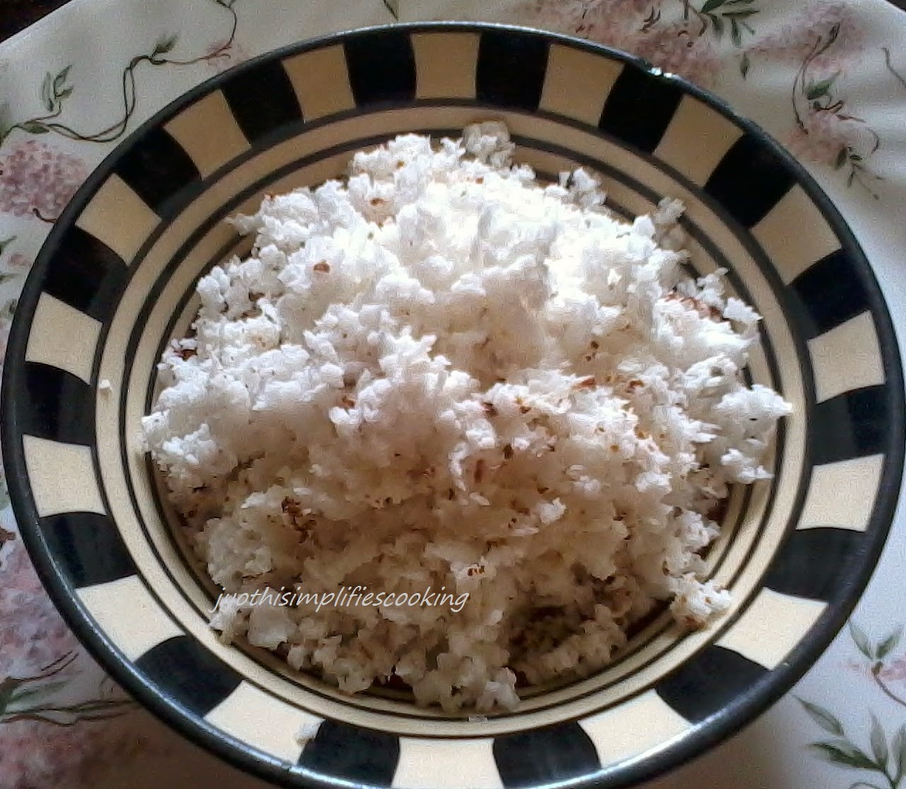 HARIVE SOPPU HULISOPPU/ARA KEERAI CHUTNEY/KOYAGURA PACHCHADI ...