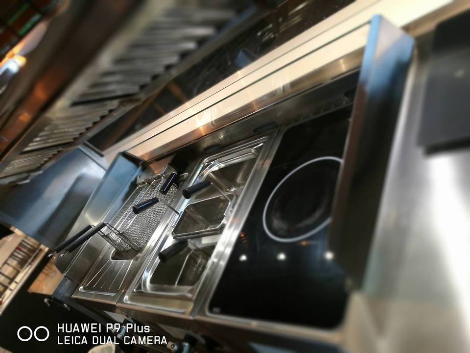 Lemon GreenTea: Mall of Kitchens: A one-stop-shop for kitchen needs for ...