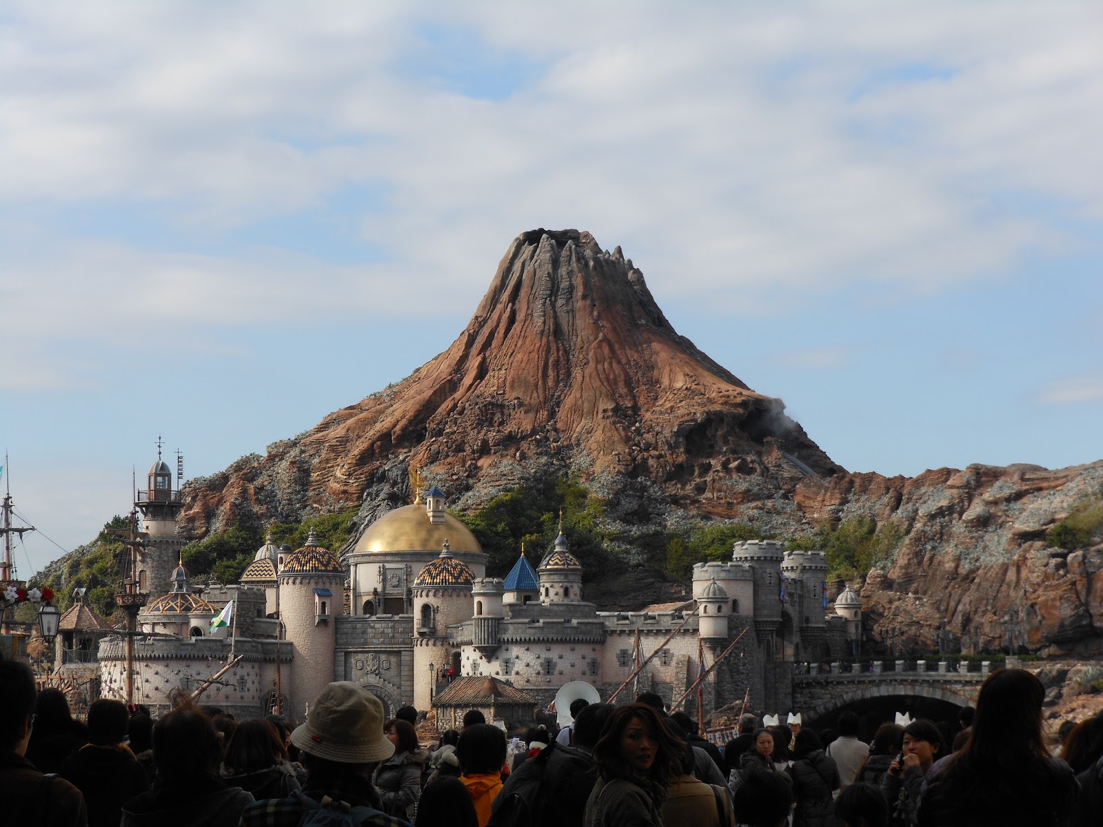 Catie in Japan: OMFG DISNEYLAAAAAAAAAAAAND and also some other things