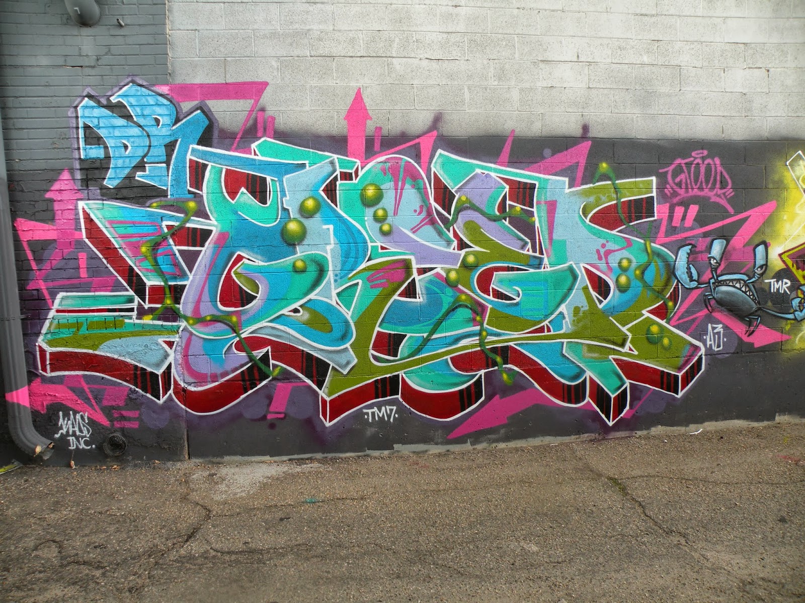 Turnip the Beet: Knocked the dust off my cans for a lil graffiti battle ...