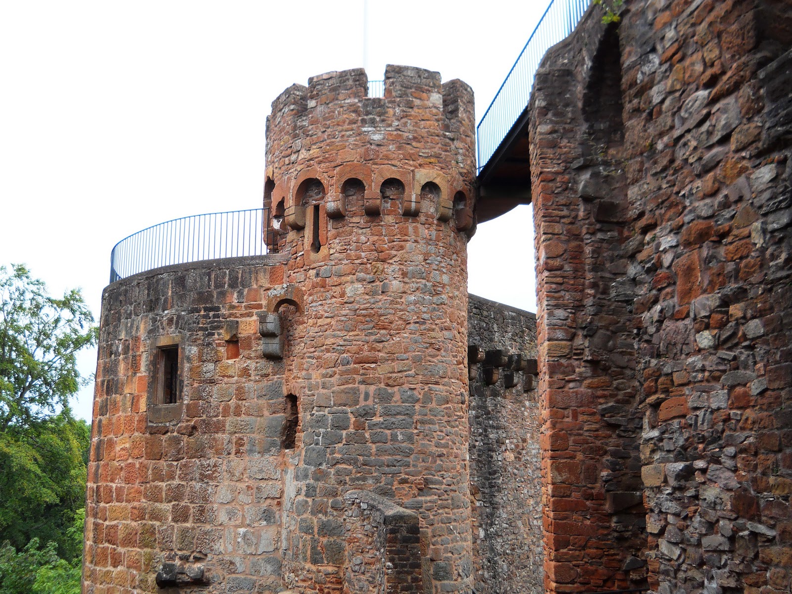 Adventures in Germany: Day 3: Der Burg MontClair (Mettlach)