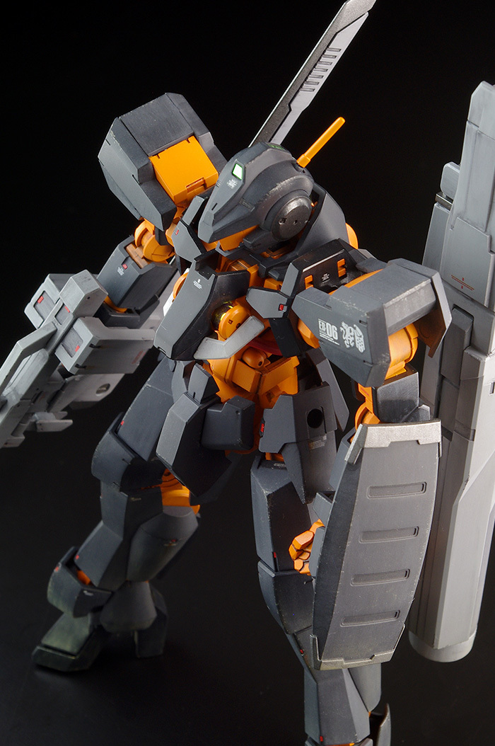 Custom Build: HG 1/144 Graze Custom Unit