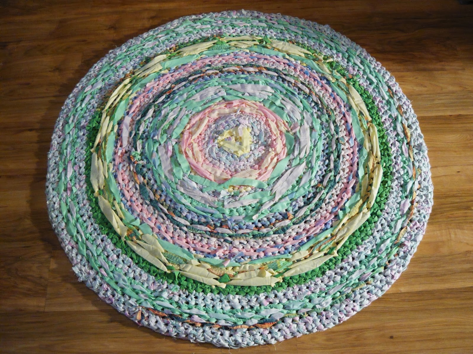 Cinober's Elixir: Candy Crown Rag Rug