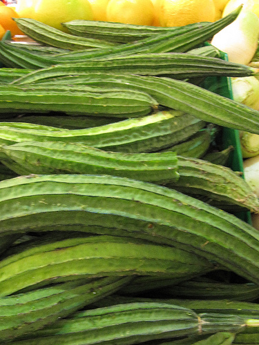Si Gua - nature's beauty vegetable that detoxifies and clears up your skin