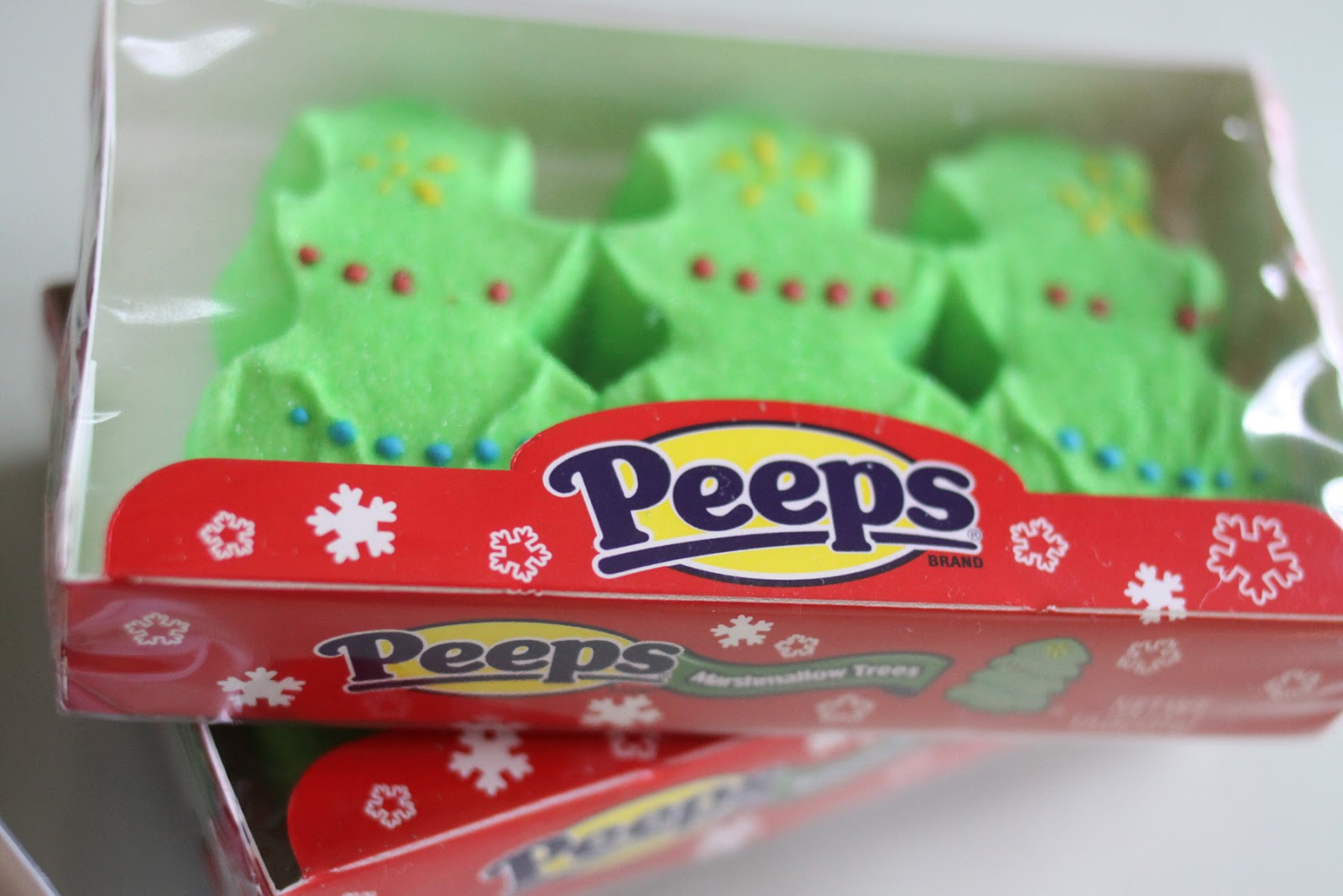 The Larson Lingo: Holiday Peeps S'mores + {A Free Printable}