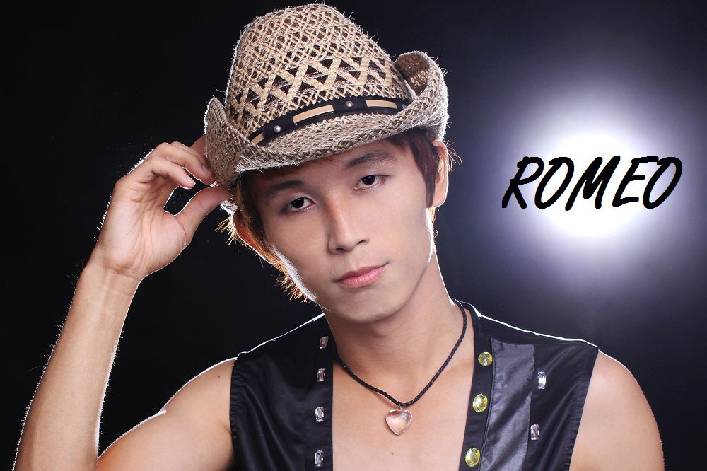 M y a n m a r H u n k s: Romeo