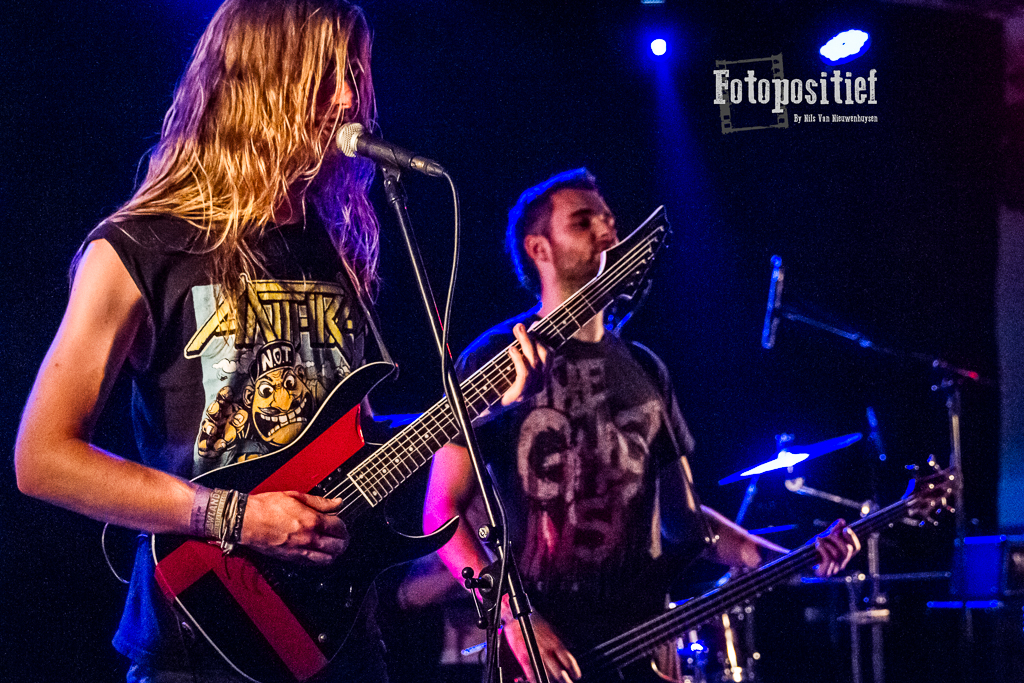 Foto Positief!: Metal Eve