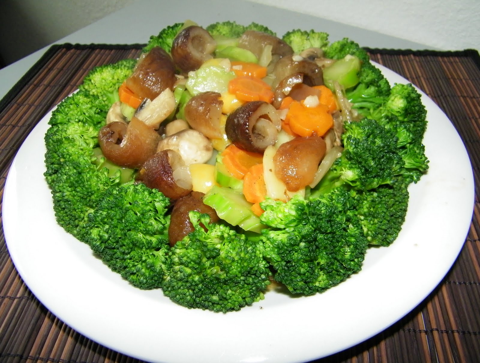 Little Bellevue Kitchen: Stir Fried Sea Cucumber