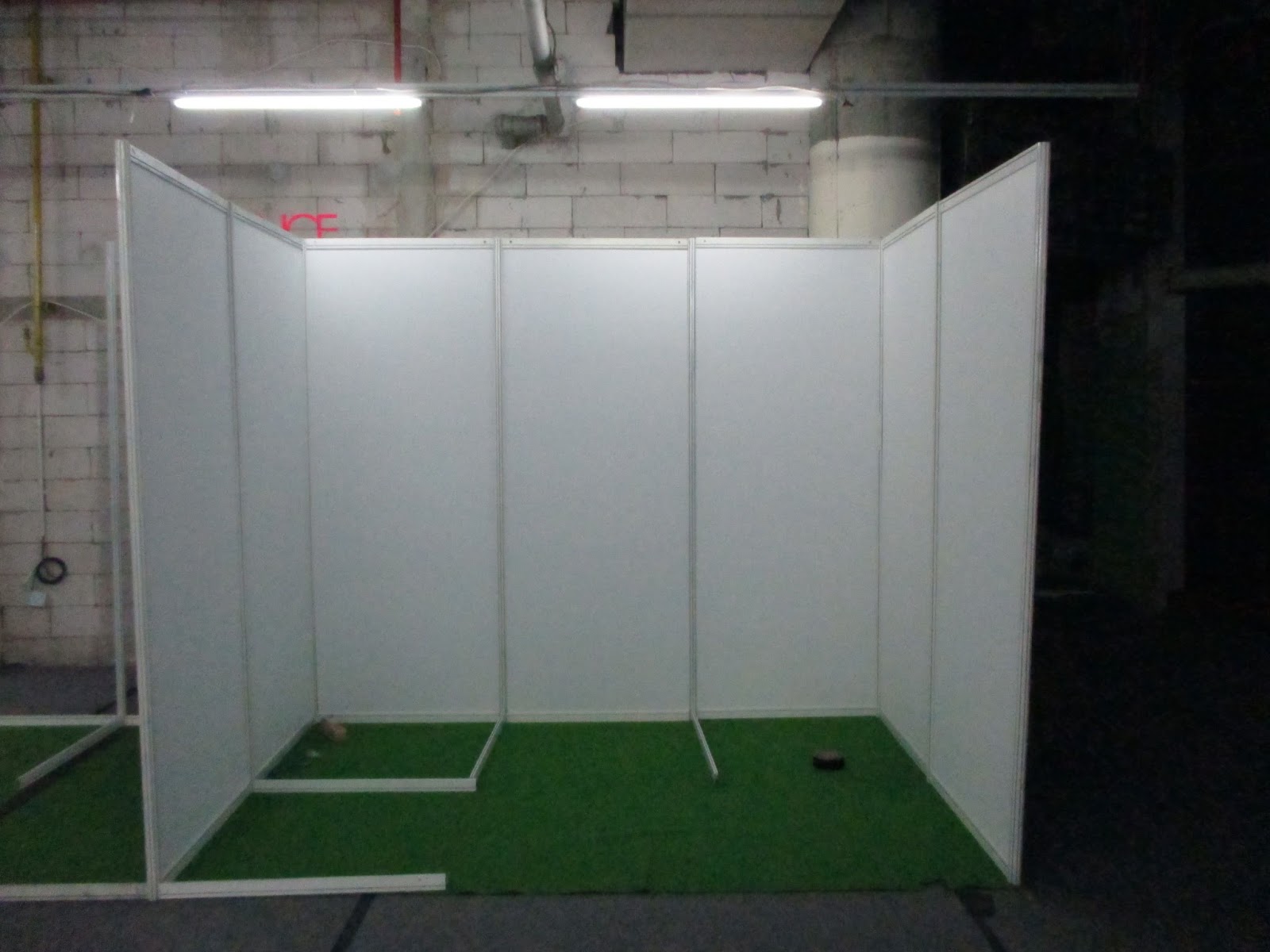 rental partisi pameran stand R8 murah ~ partisi pameran, peralatan ...