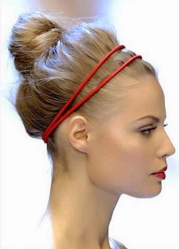 Model ikat rambut akan membuat anda tampil lebih cantik