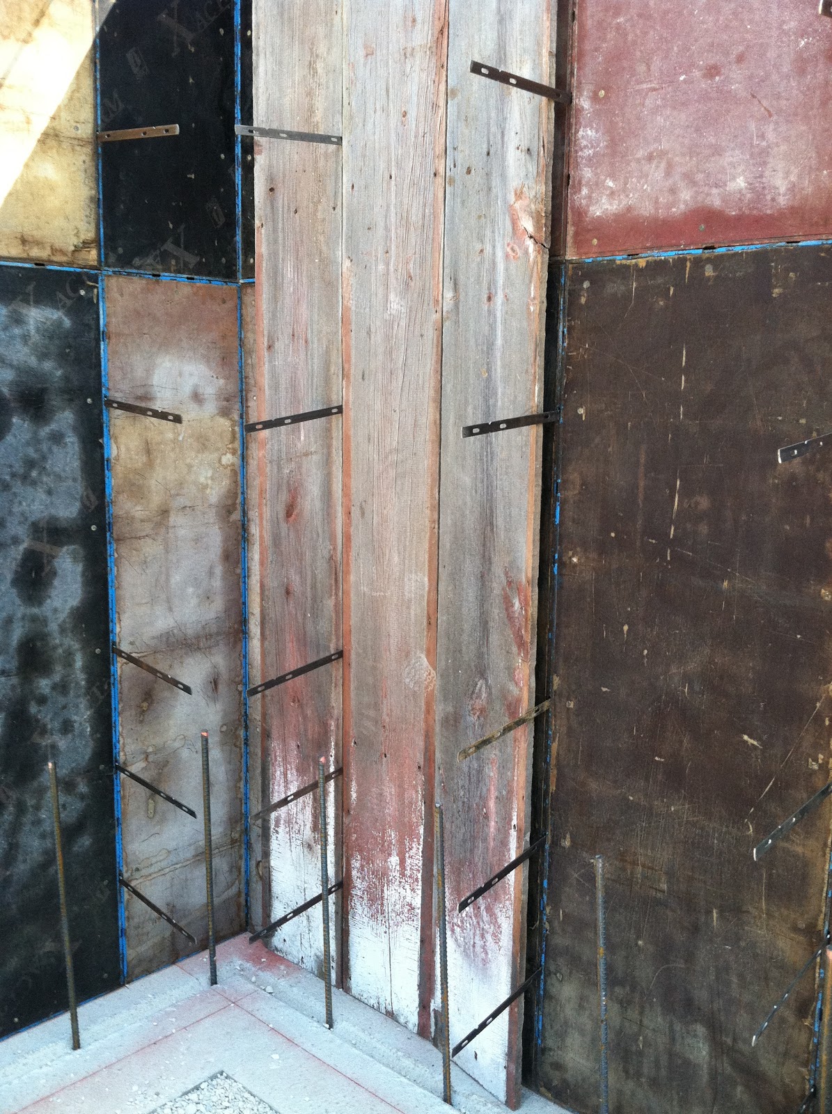 Timber Springs Lodge: "Barn-form" Concrete