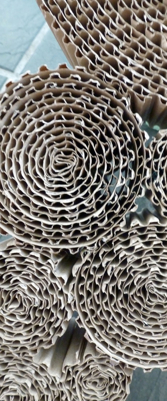 Jenny Gilman Flower Design: Corrugated Cardboard Bridal Design