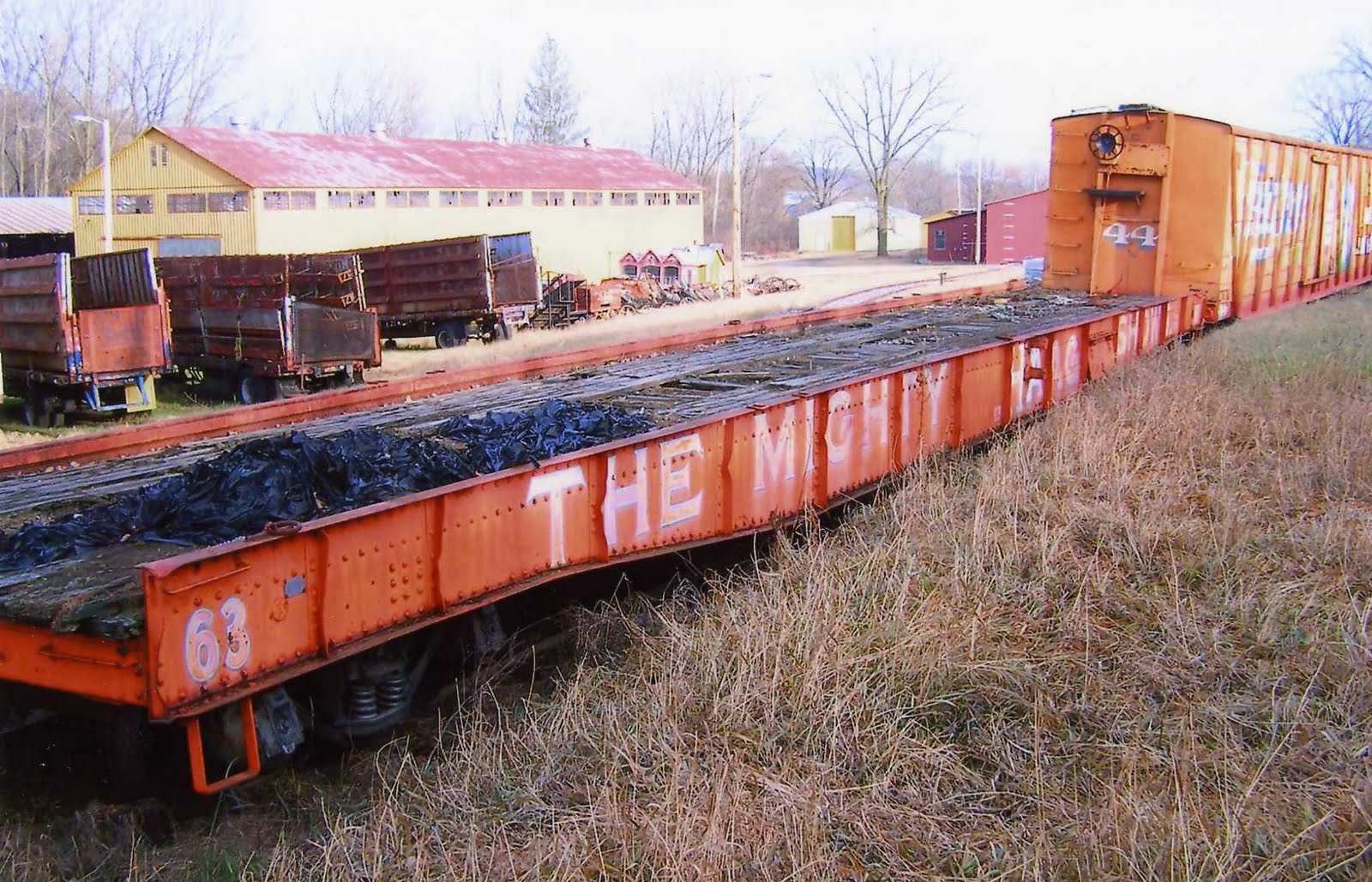 Sawdust and Spangles: Flatcar # 63