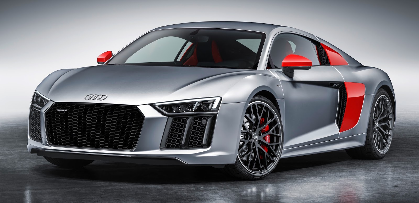 Audi R8 Sport, limitado a 200 unidades, é destaque em Nova York