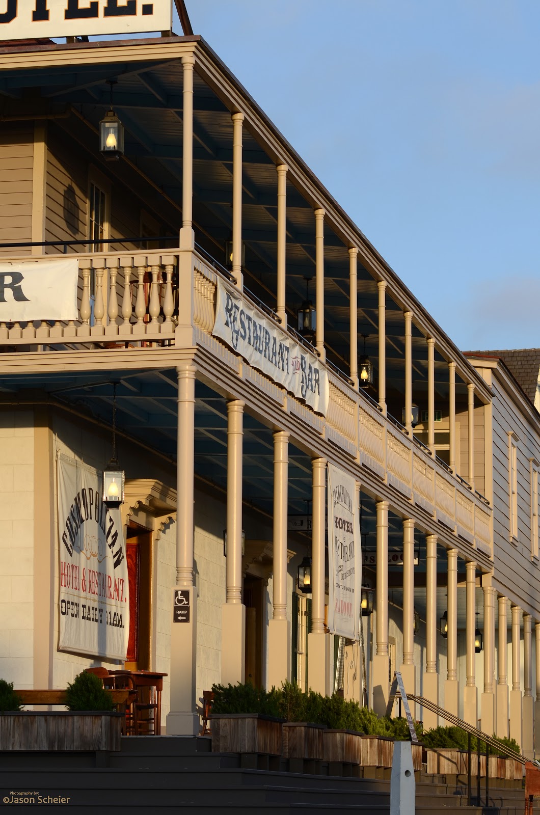 Phantom Los Angeles: The Cosmopolitan Hotel, Old Town San Diego, Ca