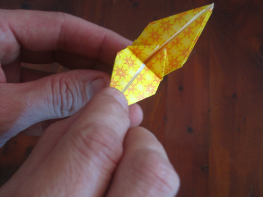 Origami Bombing: Making an Flower Bomb