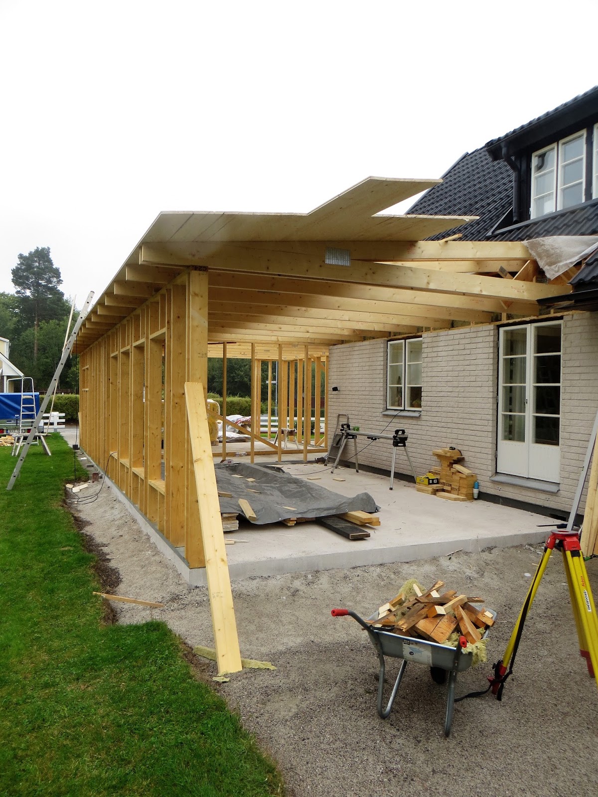 Dives Bygg: Stort bygge i Marieberg, Drottningholmsvägen, Örebro ...