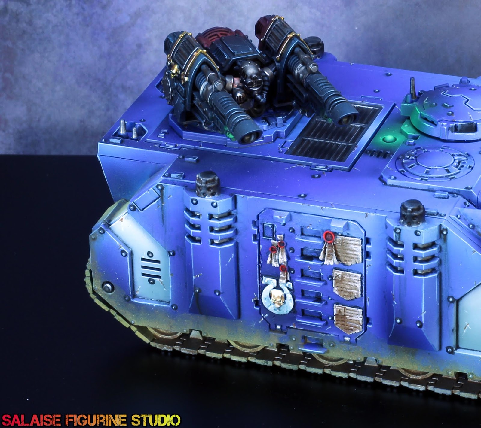 [Ultramarine] Rhino/razorback ultramarine.