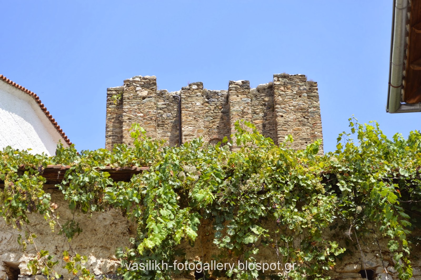 Ο Βυζαντινός πύργος της Γαλάτιστας | Ταξιδευοντας με τις εικόνες μου