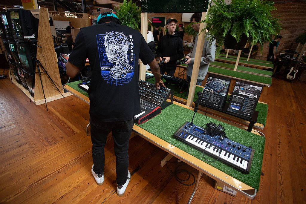 MATRIXSYNTH: Moogfest 2018 Synth T by RUNAWAY