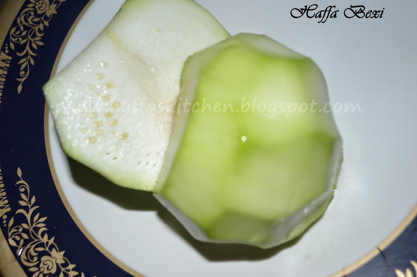 Bottle Gourd Yogurt Dip - Louki ka raita | Haffa's kitchen adventures