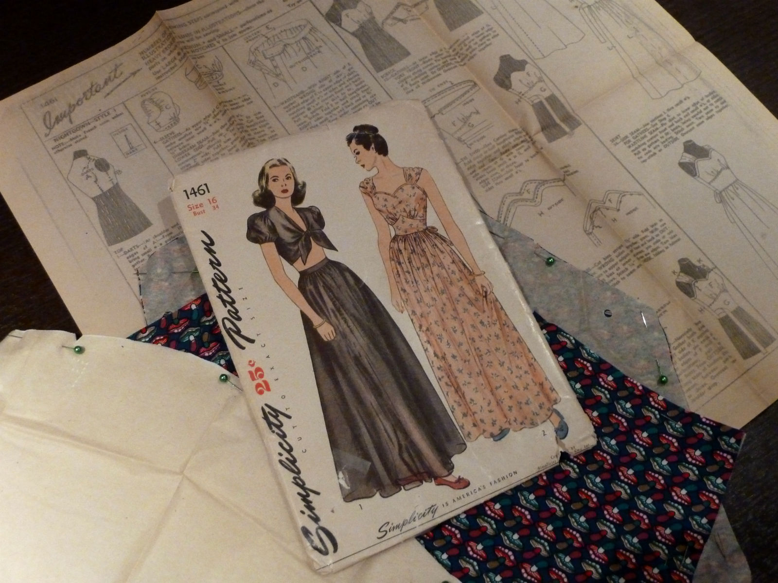 Simplicity 1461: muslin in progress - A Stitching Odyssey