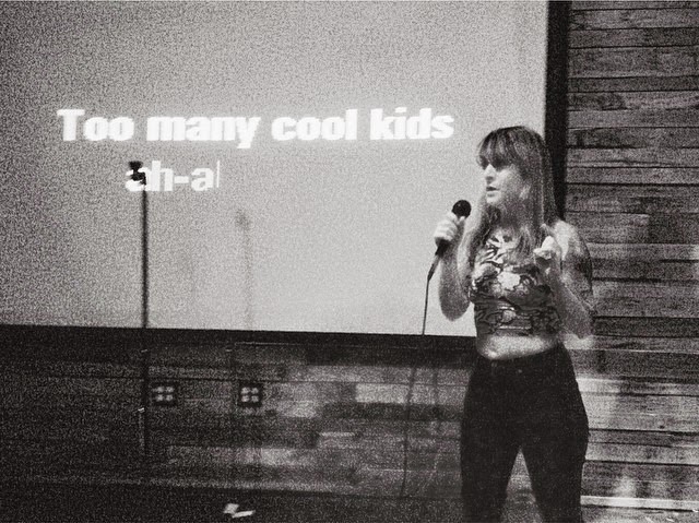 Girl Folk: INTERVIEW: LIZ HULL