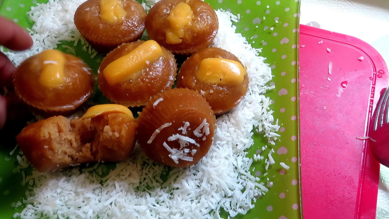 LUWEEH KITCHEN : Puto Kutsinta Recipe