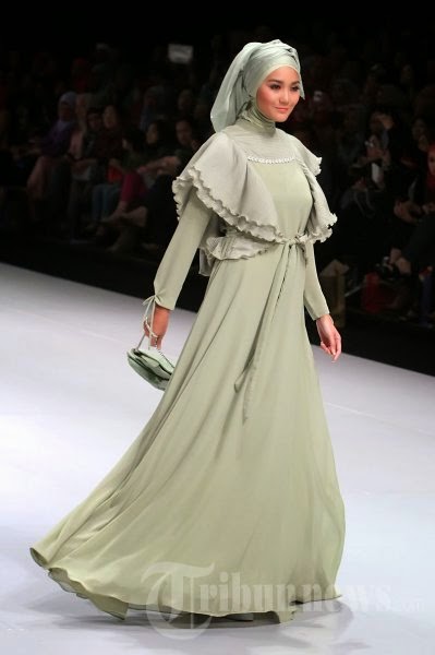 20 Foto Desain Baju Pesta Muslim Glamour Terpopuler - Kumpulan Model ...