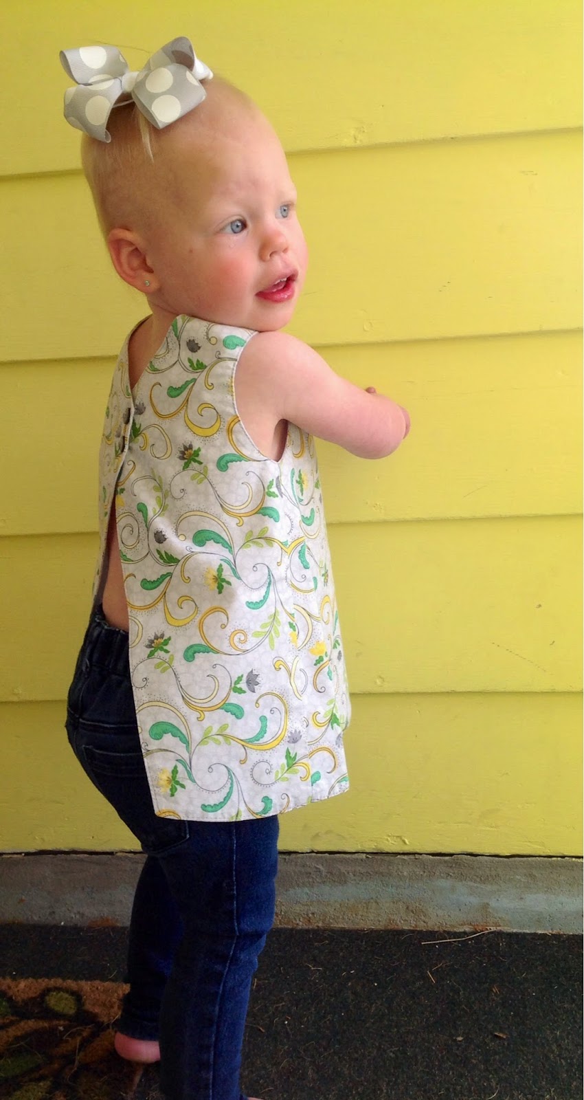 Year Of Dresses: Open Back Baby Dress