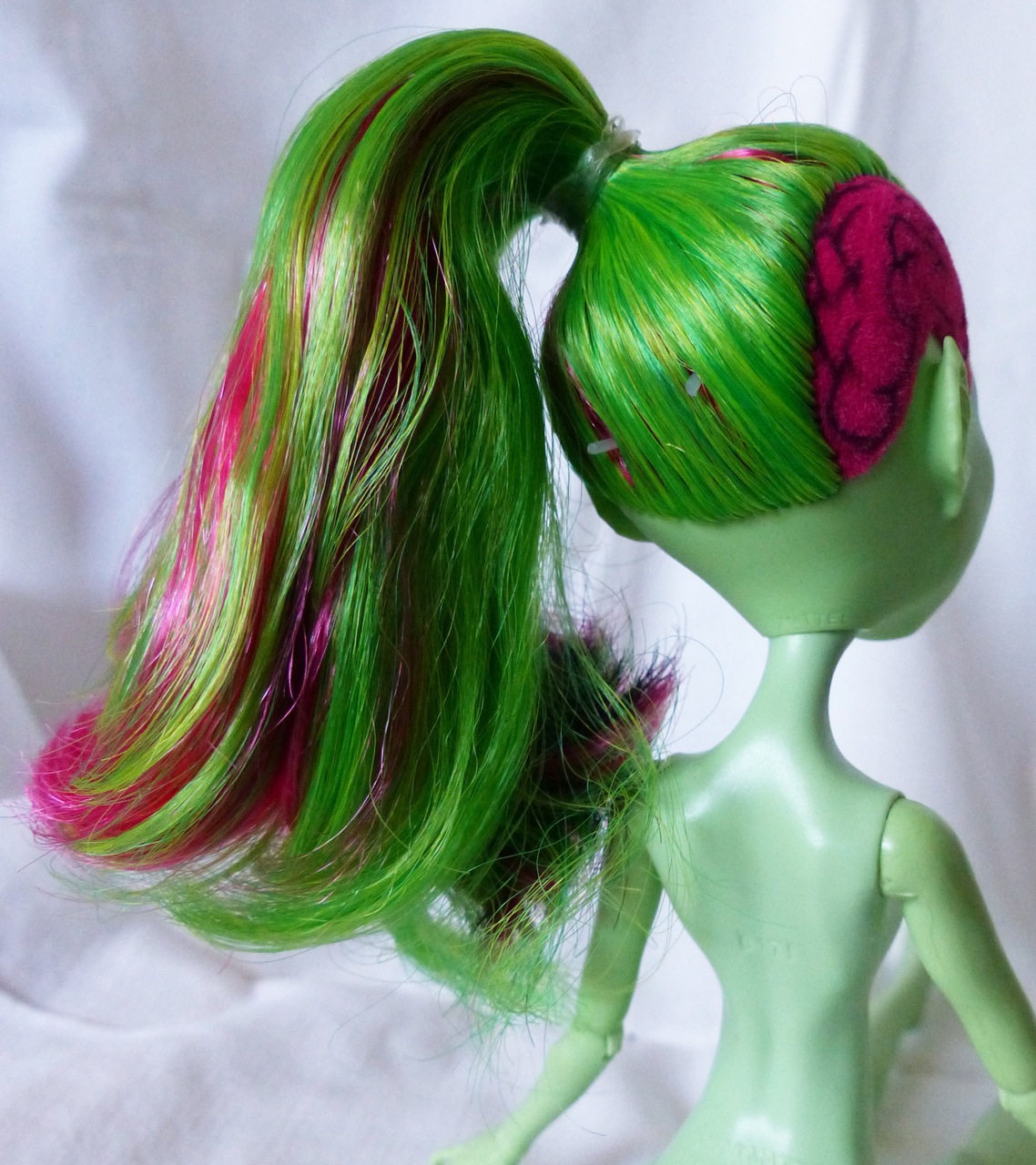 Zombie Shake "Rochelle Goyle" and "Venus McFlytrap"--A Guest Review ...