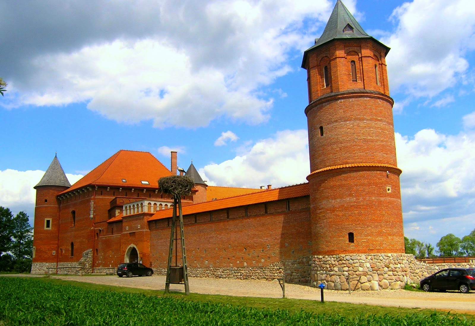 TYKOCIN - MIASTECZKO Z PRZESZŁOSCIĄ | Skrajem dróg