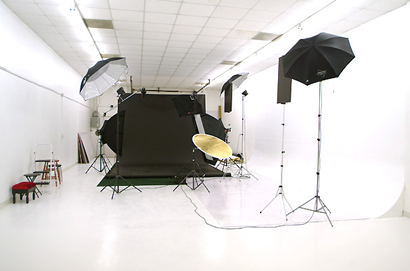 Studio Photography | PHOTOGRAPHY