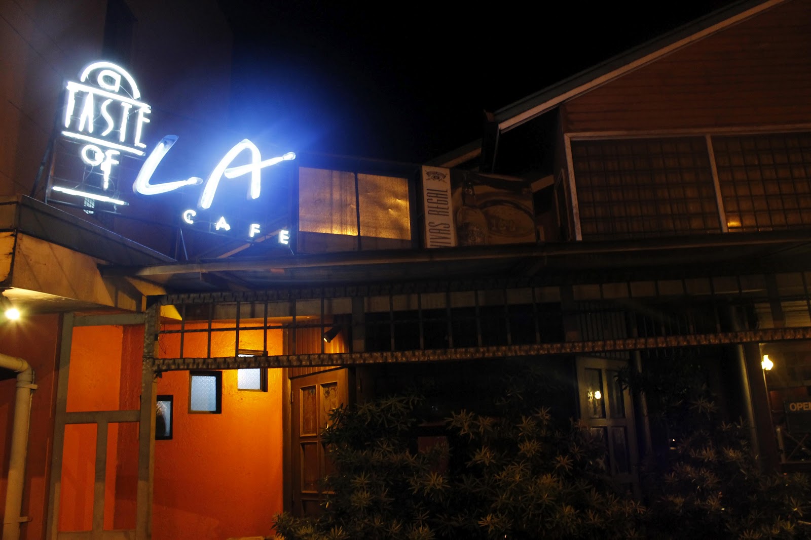 Louie's Little Adventures: Shot First, Eat Later: A Taste of LA Cafe