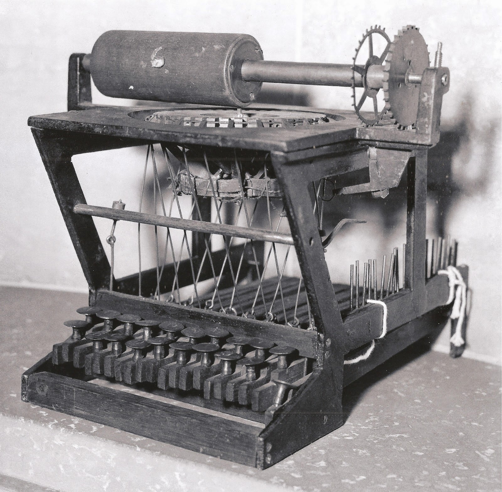 oz.Typewriter: 'Put a Black In For Me'*: Carbon Paper, its Positive ...