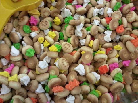 Mama Miraki: Mak..Abah...Biskut Gula..Pecal Dan Kenangan....