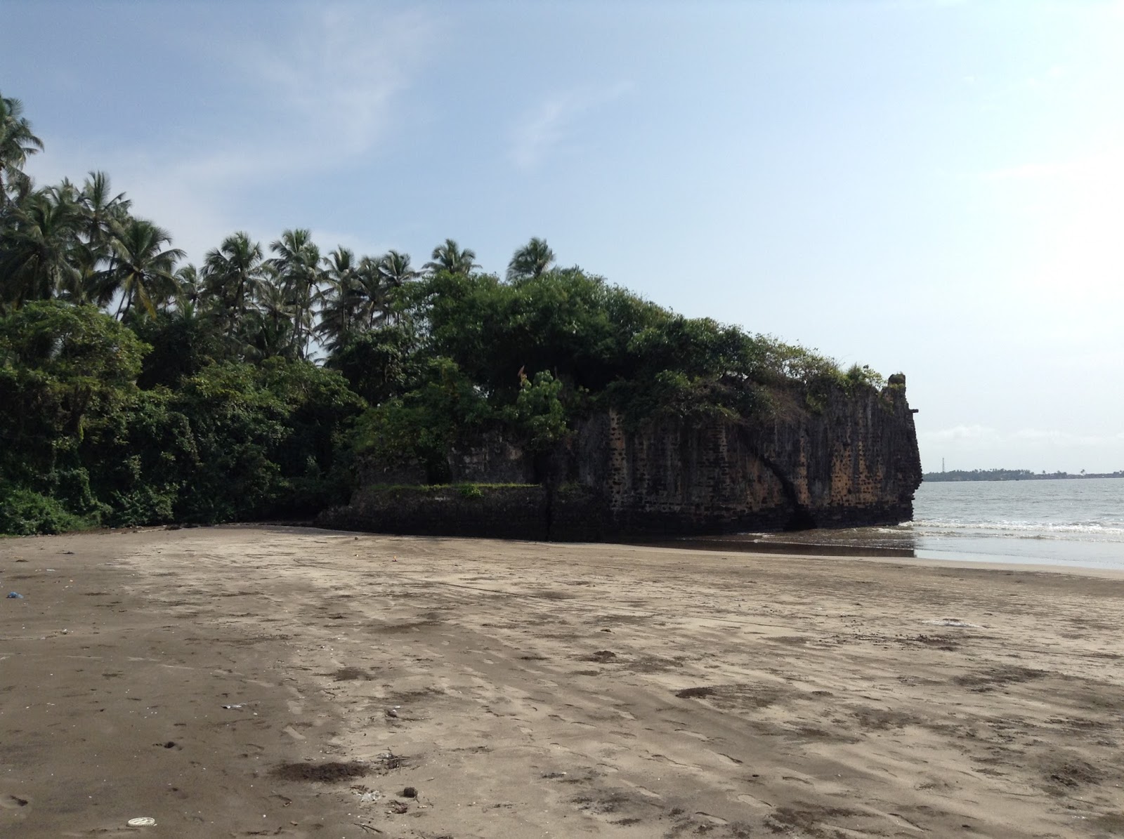 Revdanda Fort at Revdanda near Alibag in Maharashtra | The journey of a ...