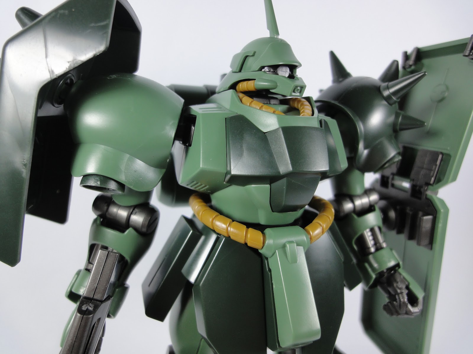 GunplaNovice: Review: HGUC 1/144 Geara Doga