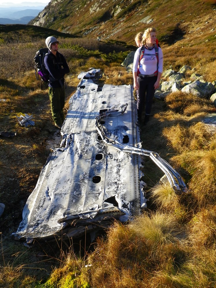 Triatlondagbok: Fjelltur til det amerikanske flyvraket på Skorve