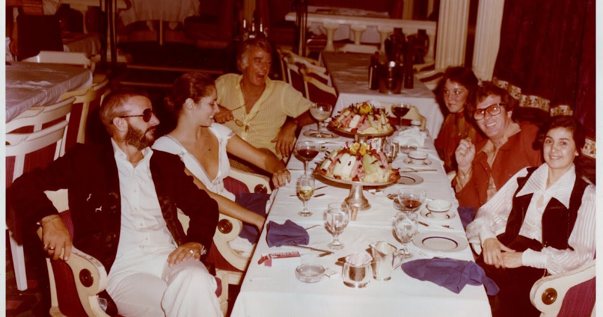 Meet the Beatles for Real: Dinner photo