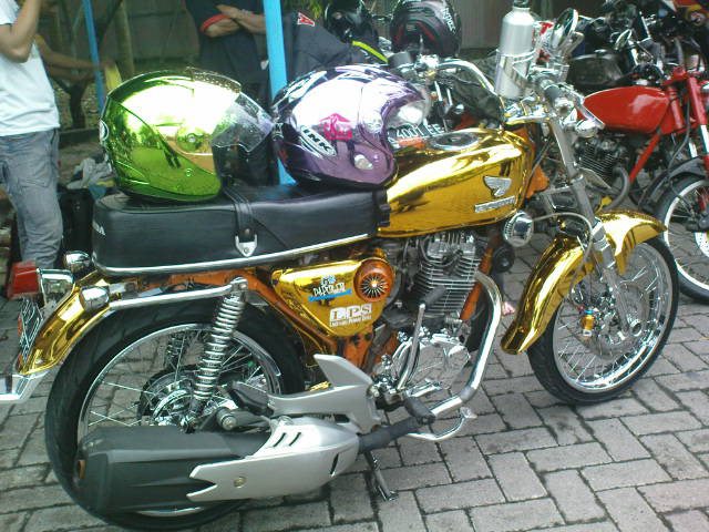 Modifikasi Honda CB