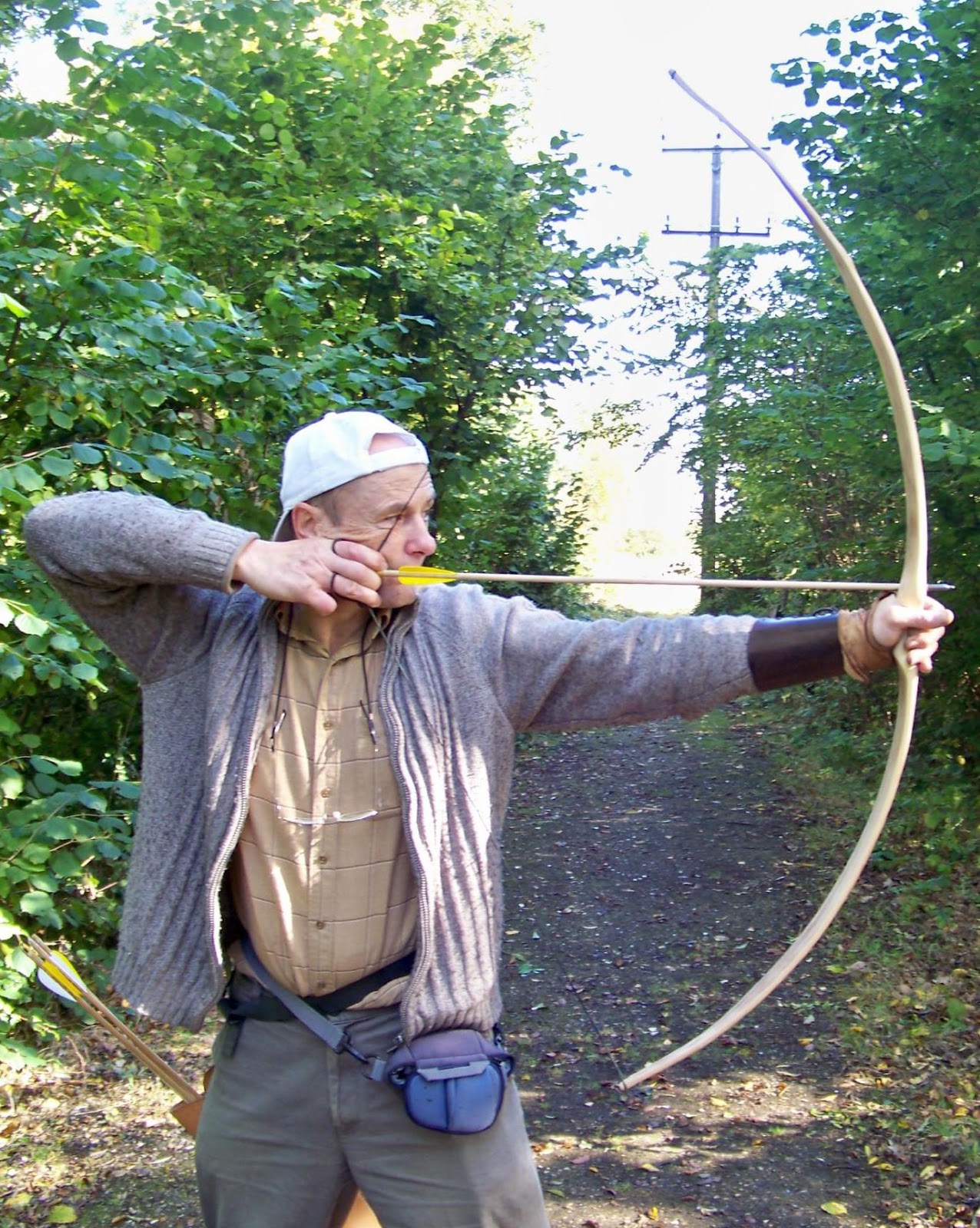 Bowyer's Diary: Maple Finished & Hazel Bark On Bow