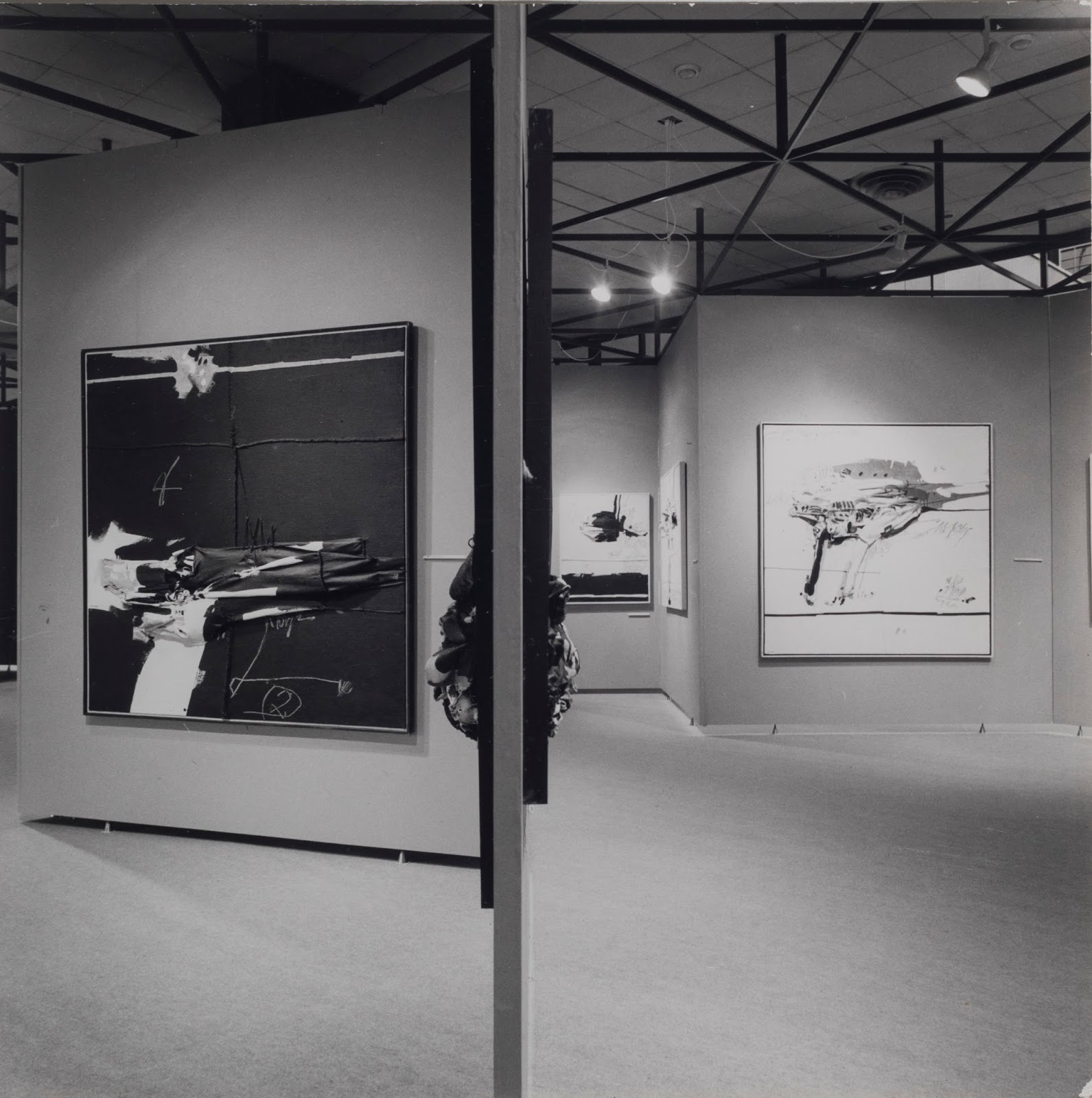 OBSERVANDO EL ARTE: Fernando Nuño, 1960-1975 / Fotógrafo