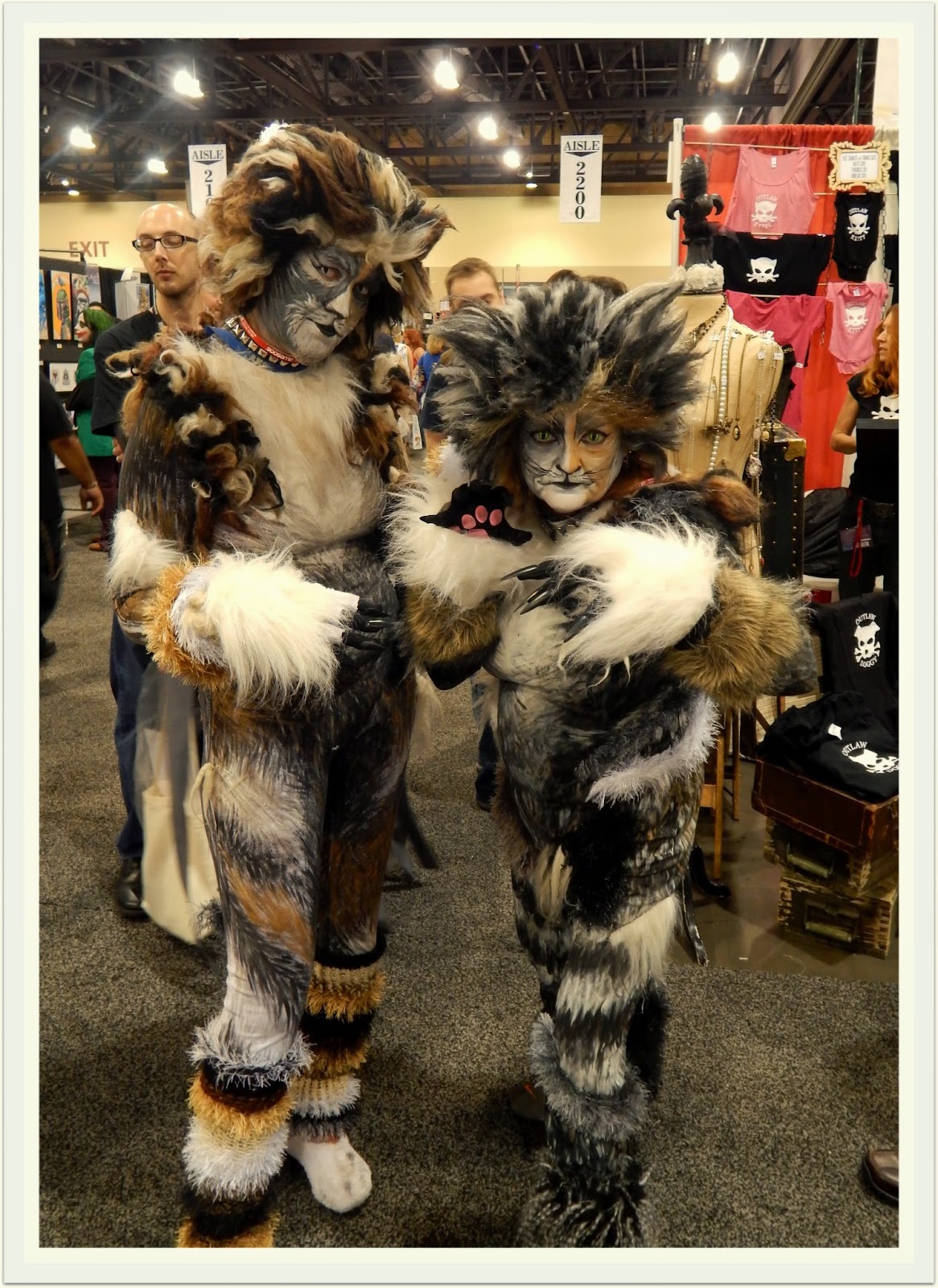 WATTO Distinctive Metal Wear: Phoenix Comicon 2014