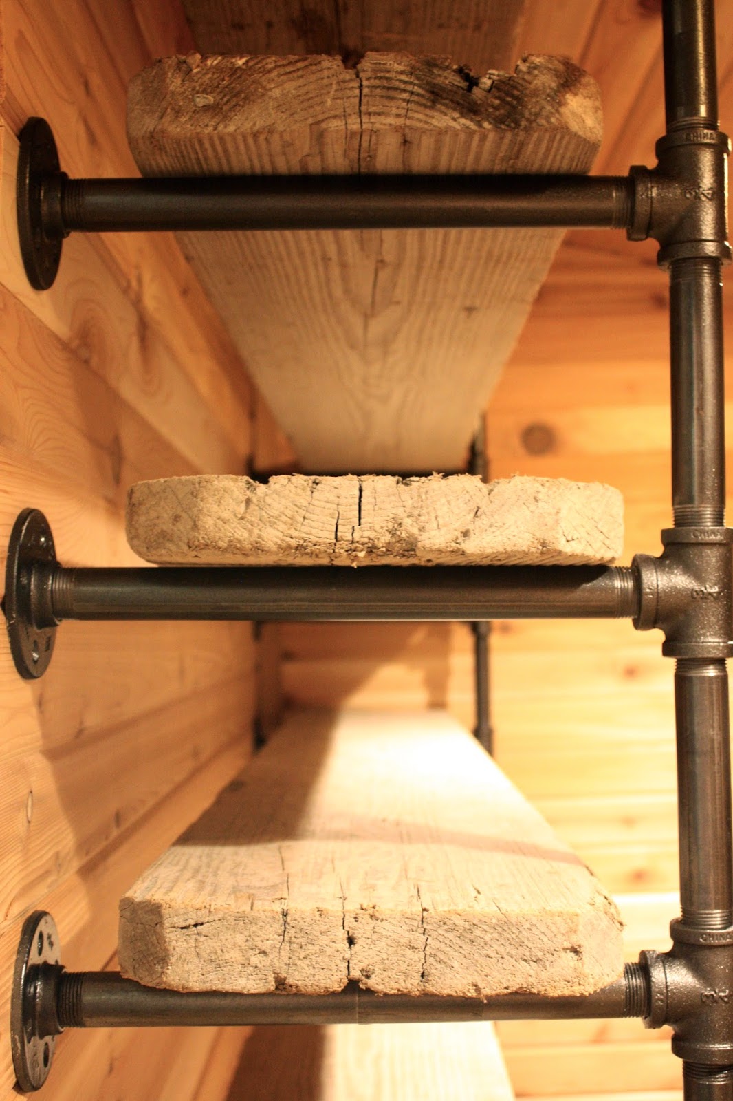 Build your dream home: ~industrial pipe closet system~