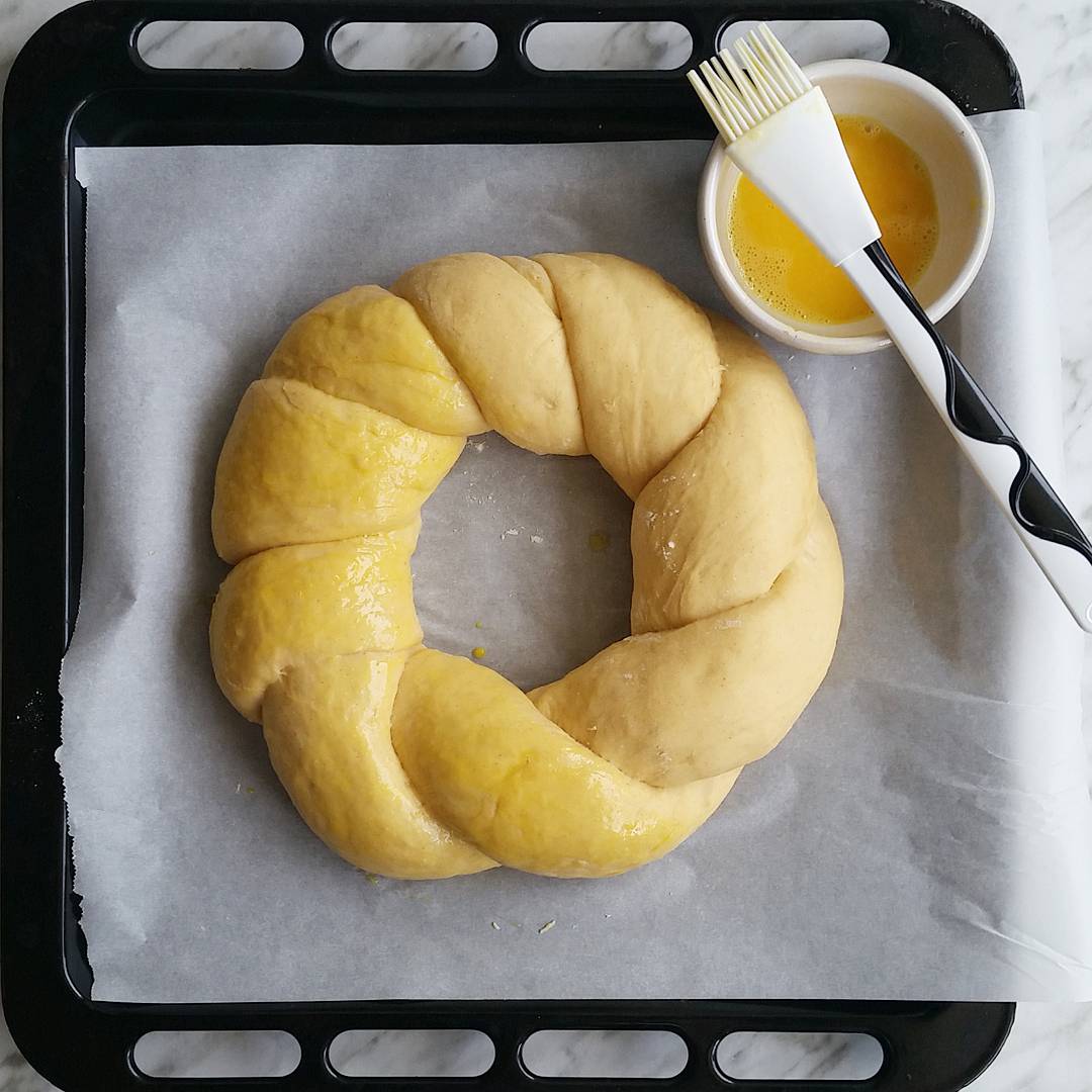 Bocadinhos de Açúcar: Regueifa doce da Páscoa / Sweet Easter Bread